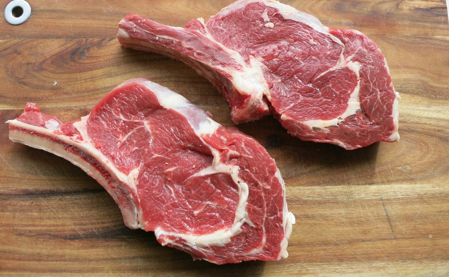 Filet Mignon vs Ribeye: Is There Even A Difference? - Simply Meat Smoking