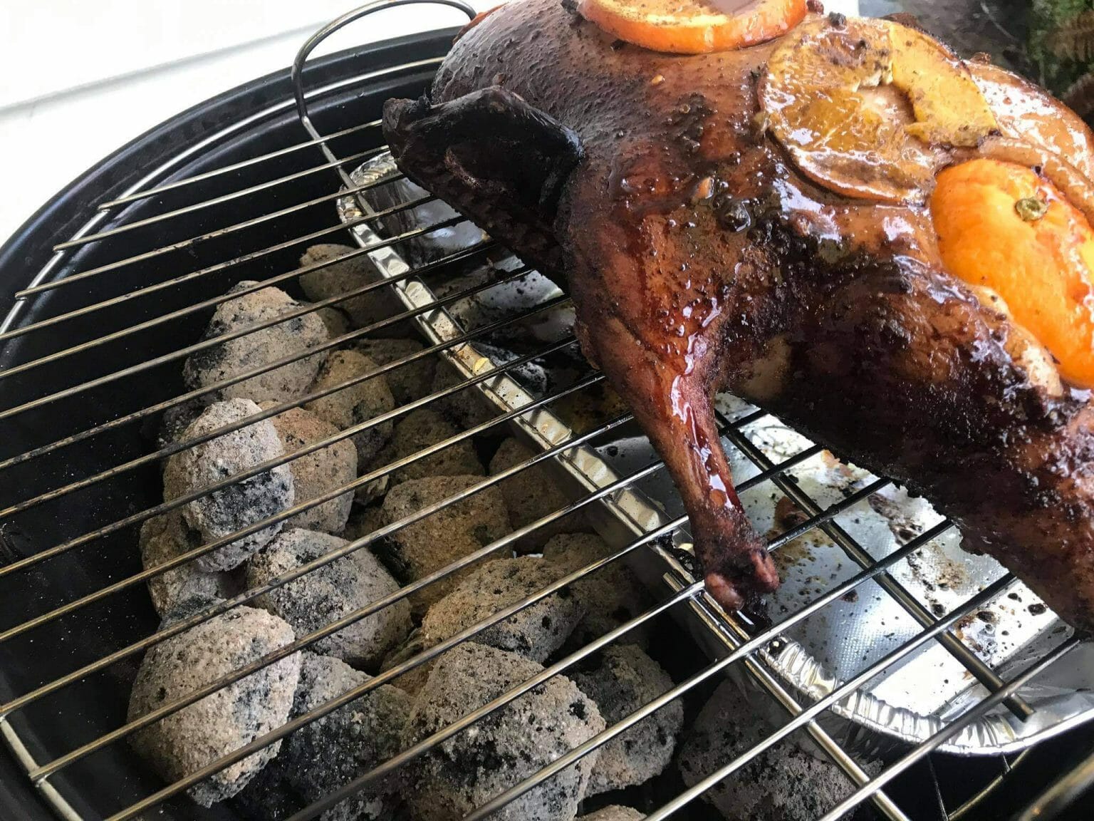Minion Method: (Set Up Your Charcoal to Cook Low and Slow) - Simply ...