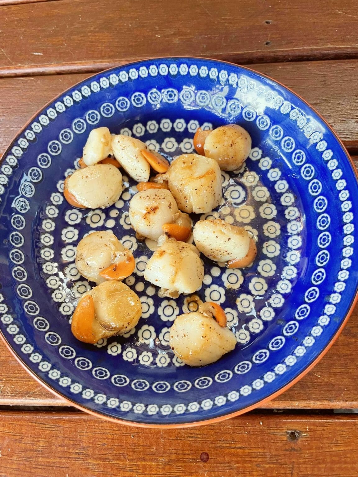 Cedar Plank Scallops (In Just 7 Easy Steps) - Simply Meat Smoking