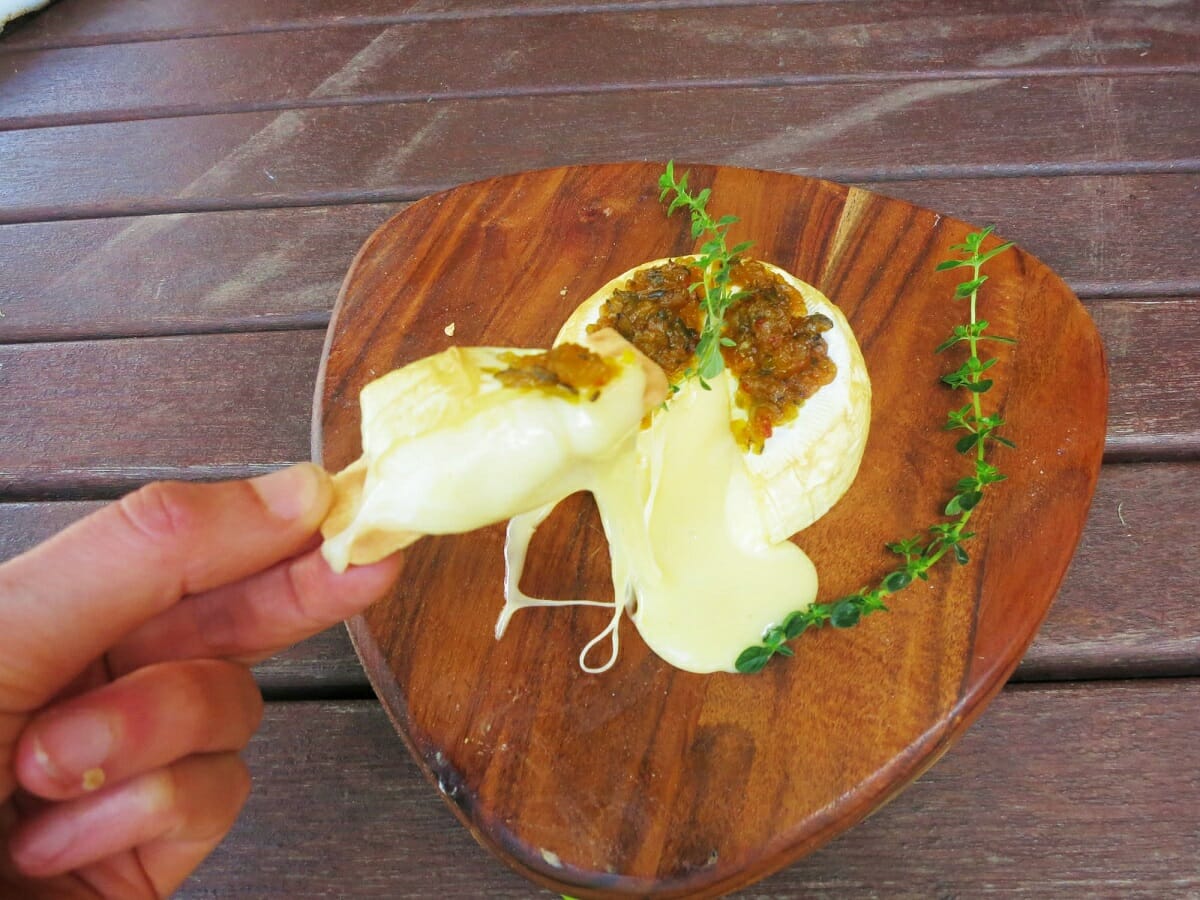 Cedar Planked Brie with Gin Infused Caramelized Onions (5 Easy Steps ...