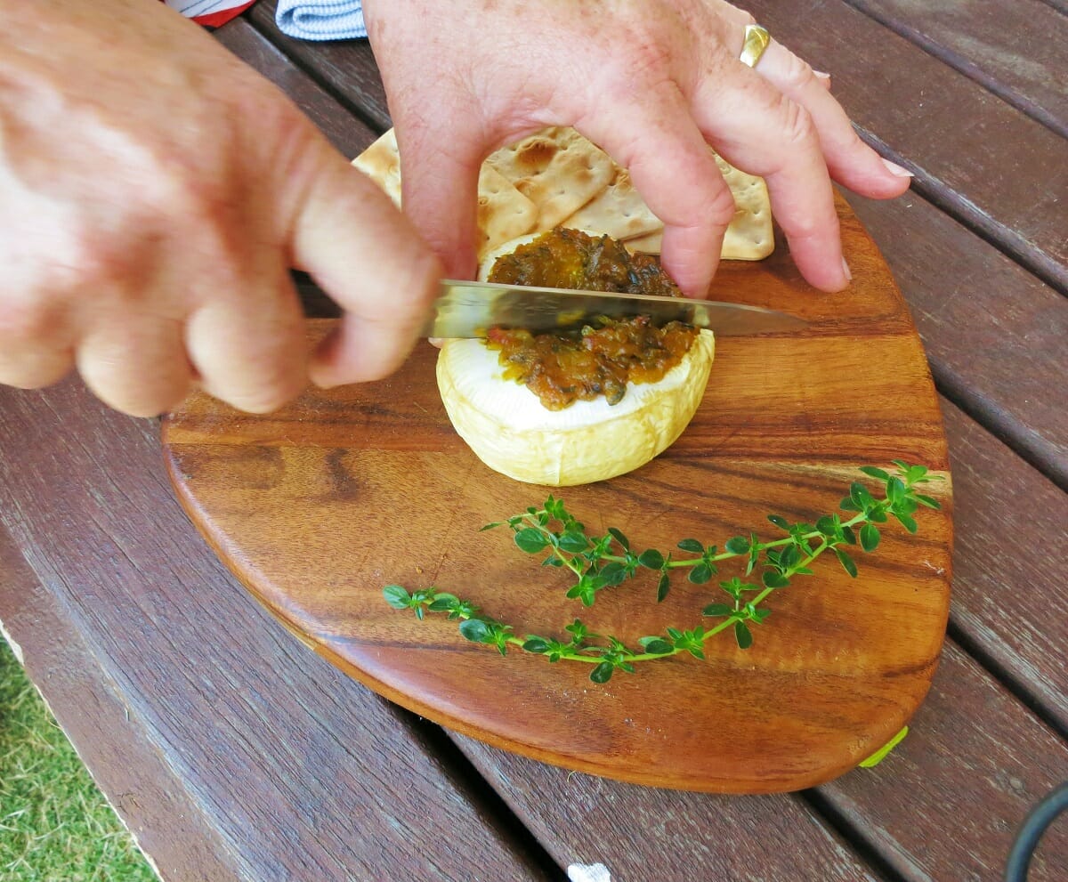 Cedar Planked Brie with Gin Infused Caramelized Onions (5 Easy Steps ...