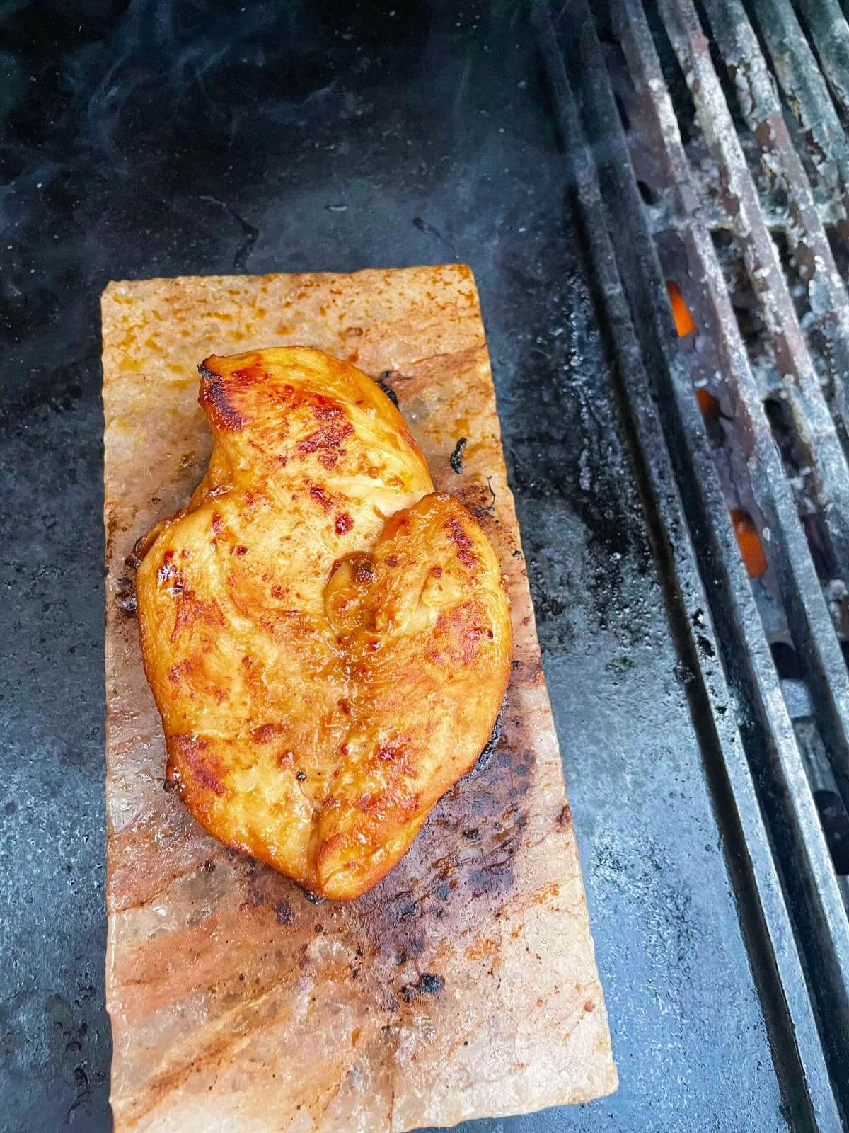 Salt Block Chicken (Seared to Perfection in 9 Steps) - Simply Meat Smoking
