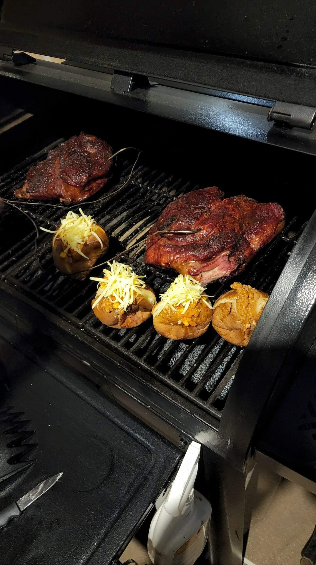 Smoked Cheesy Potatoes (4 Simple Steps) - Simply Meat Smoking