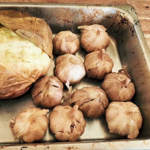 Traeger Smoked Garlic (In 3 Simple Steps) - Simply Meat Smoking