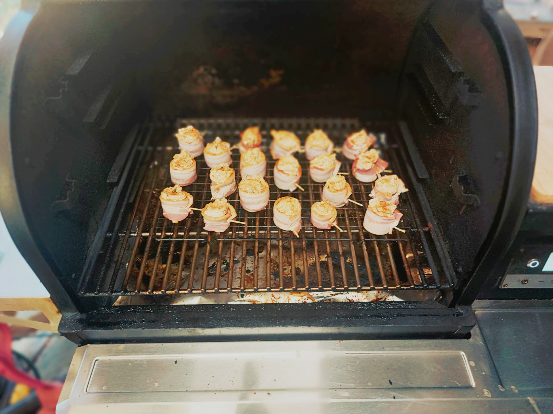 Smoked Pig Shot: The Ultimate Appetizer or Game Day Snack - Simply Meat ...