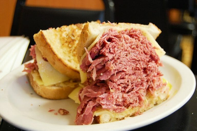 Can Cooked Corned Beef Be Frozen (3 Simple Steps You Need to Do ...