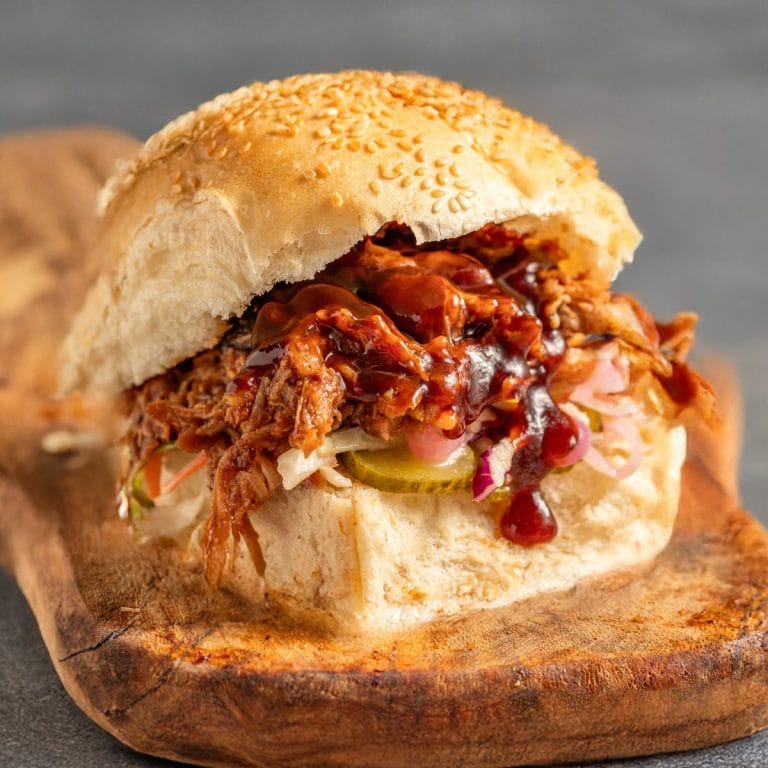 Pulled Pork Burgers - Simply Meat Smoking